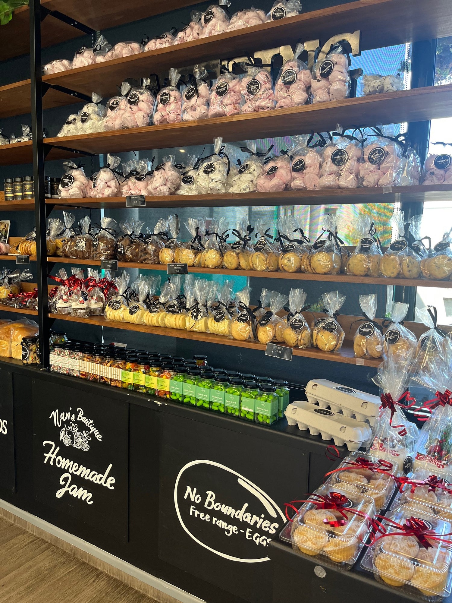 Collections – Silverstream Bakery